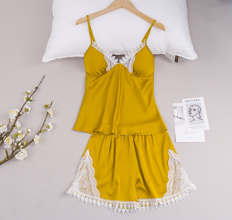 Joy yellow satin pajamas & Duchesse